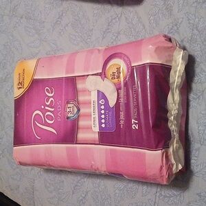 Poise | Bath & Body | Pose Pads Long Regular Lengths Level Ultimate ...